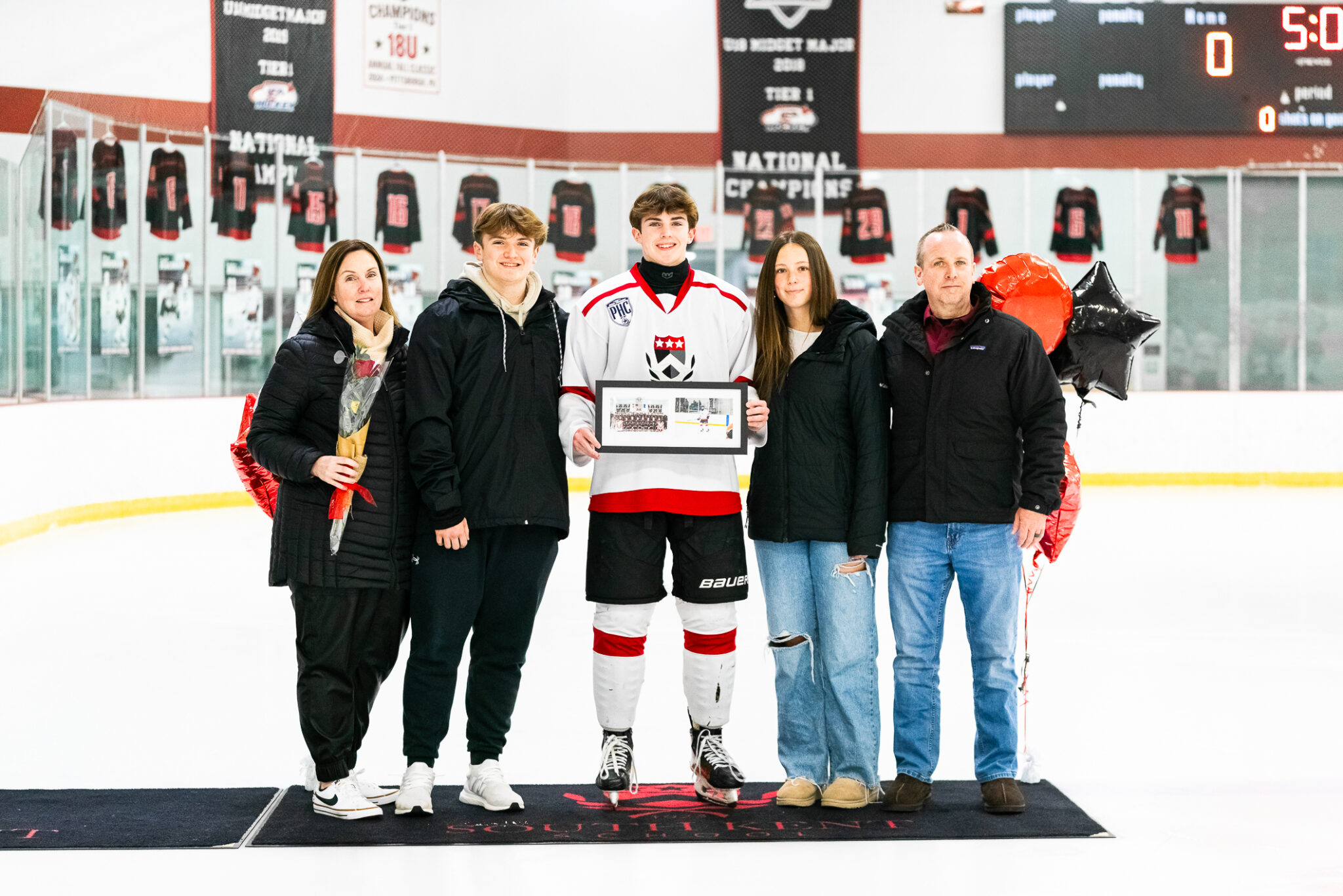 South Kent Hockey Honors Graduating Seniors - South Kent School